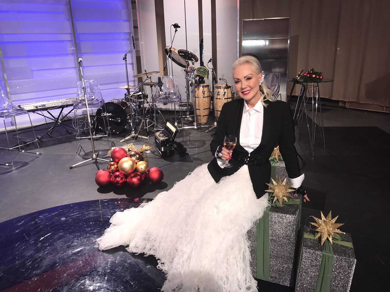 LEPA BRENA: U ZNAKU JUBILEJA! - Grand Online