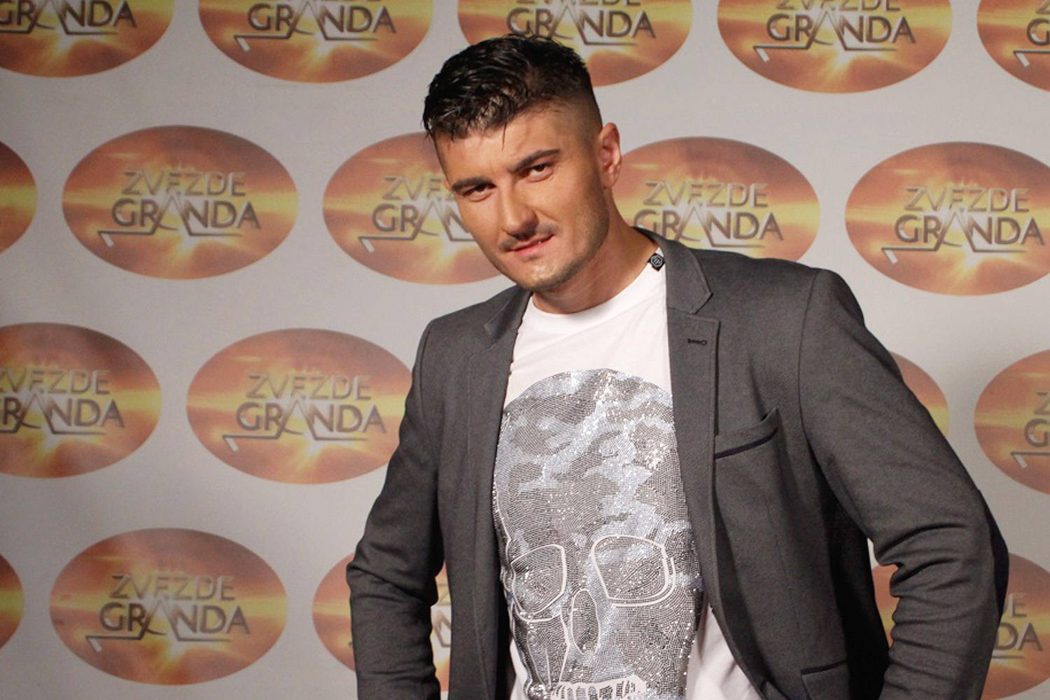 Dino Ramić - Grand Online