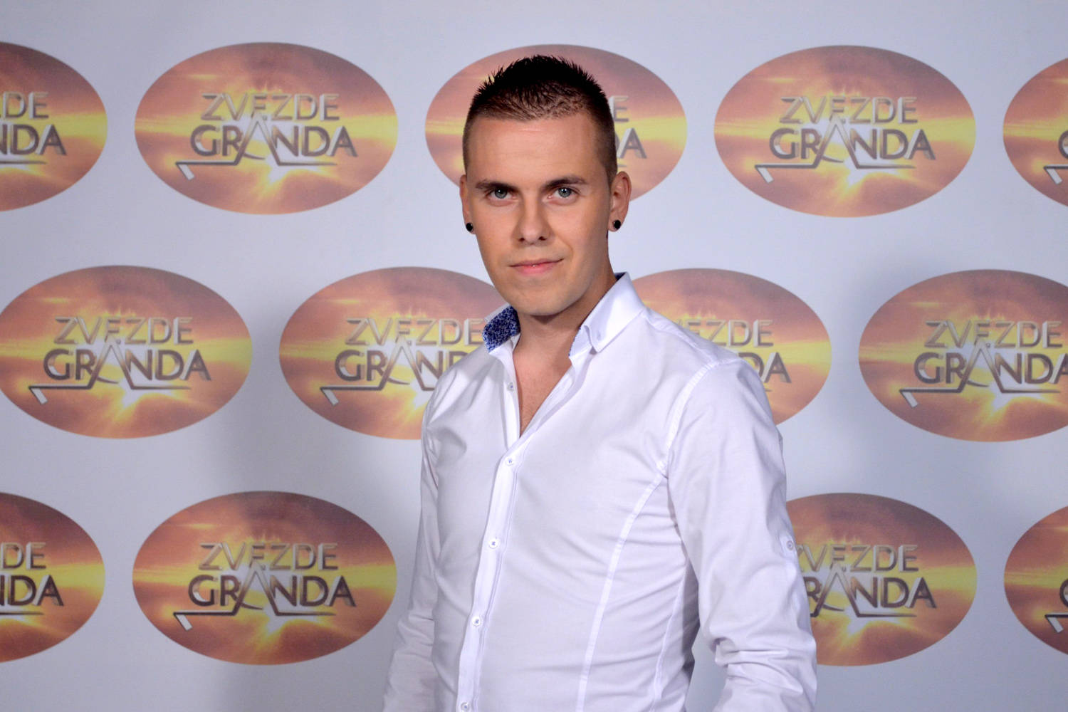 Aca Milosavljević - Grand Online