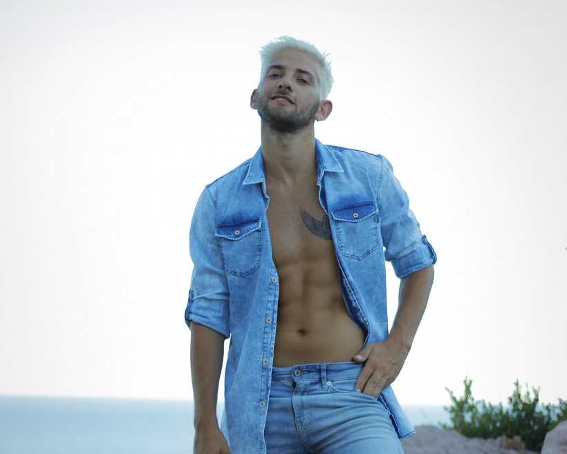 Savo pokazao pločice, devojke ga opsedaju (FOTO) - Grand Online