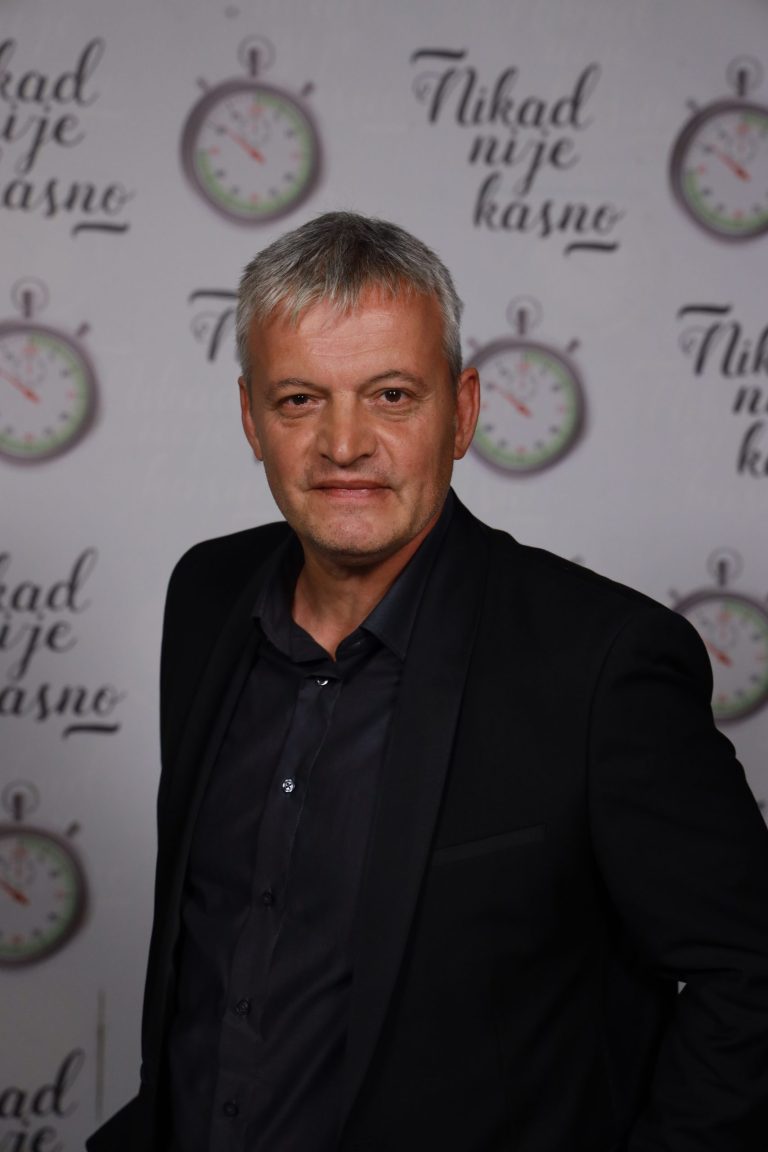 Predrag Davidović - Grand Online