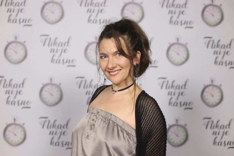 Marija (Maria) Manakova - Grand Online