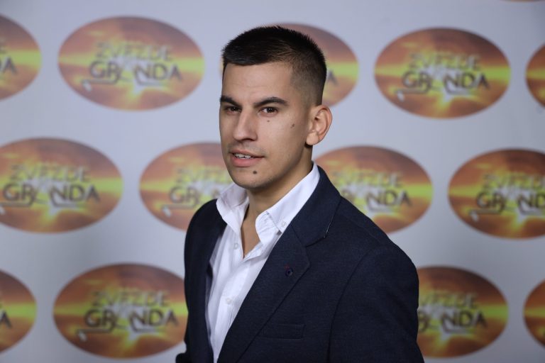 Miloš Bubanja - Grand Online