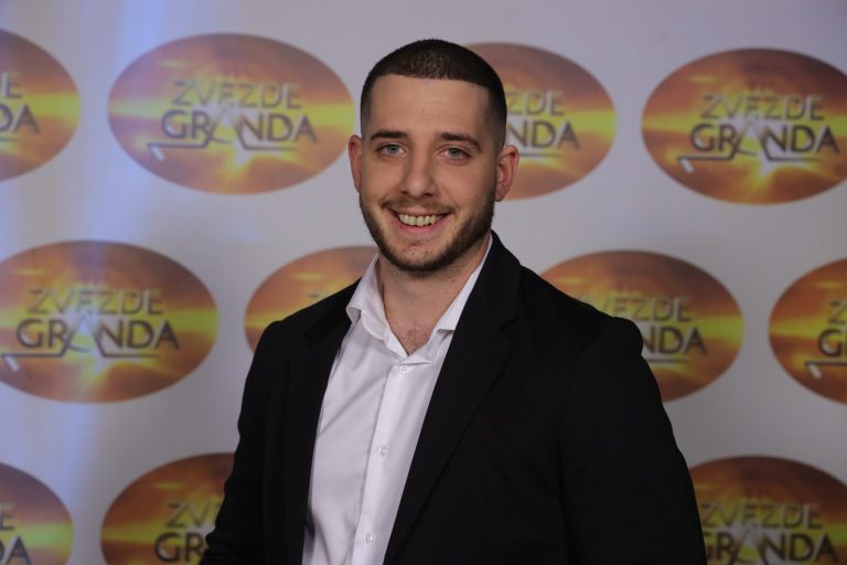 Radoje Nikolić - Grand Online