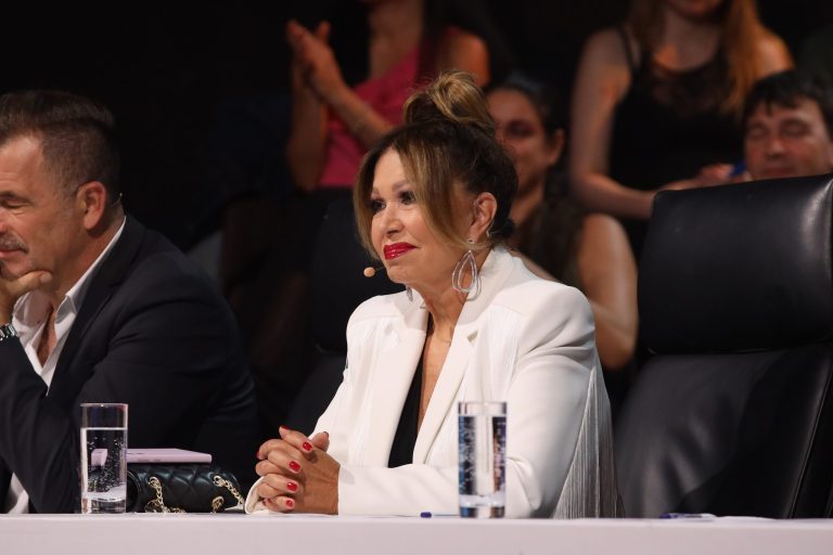 Neda Ukraden Eh da sam tebe slušala ćale posle 27 godina