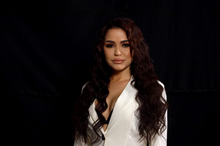 Aleksandra Mladenović Badnji dan1