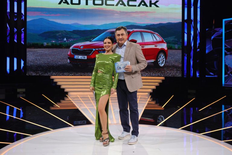 Ana Sević uska zelena haljina