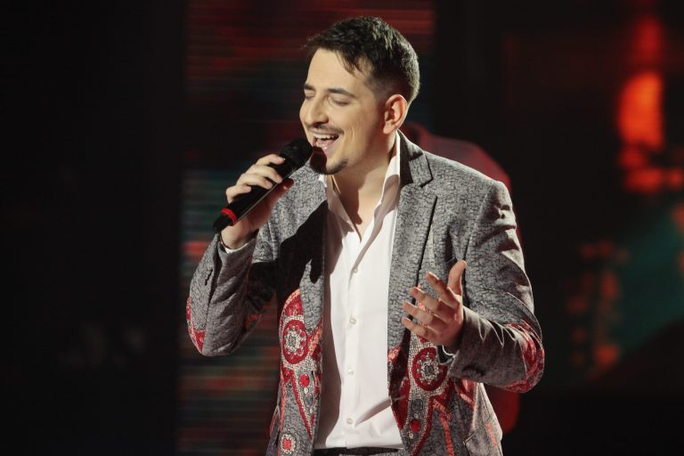 Stefan Tomić otkrio kakav odabir pesama ima van scene
