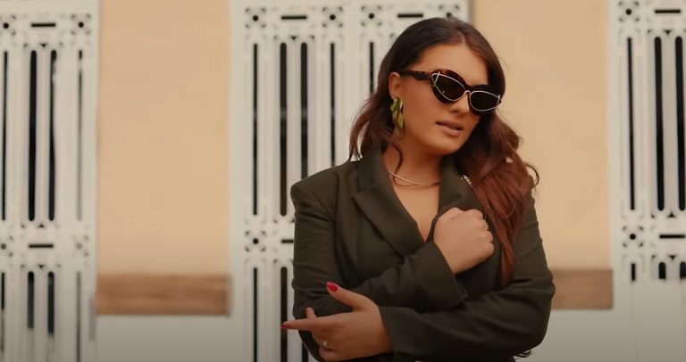 Elma Hadžić peva o ljubavi uporedili je sa Džejlom i Šejlom