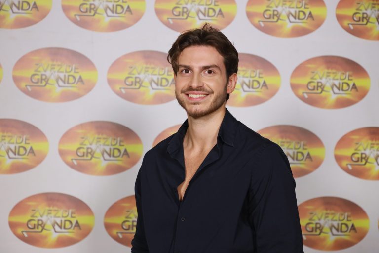 Adi Avdić - Grand Online