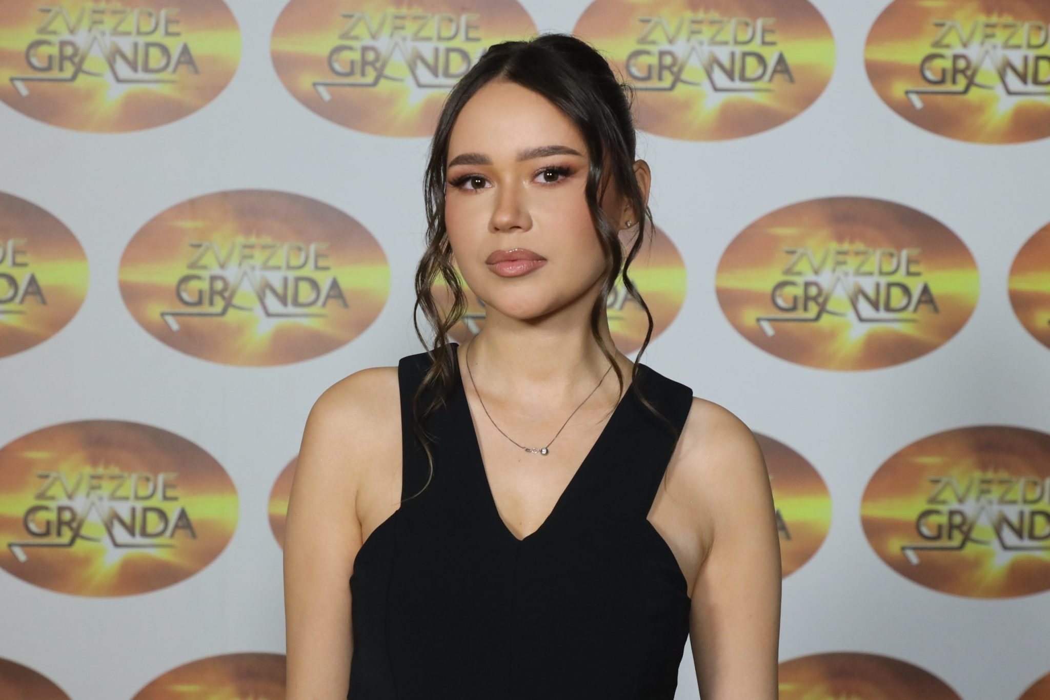 Iva Jokanović - Grand Online