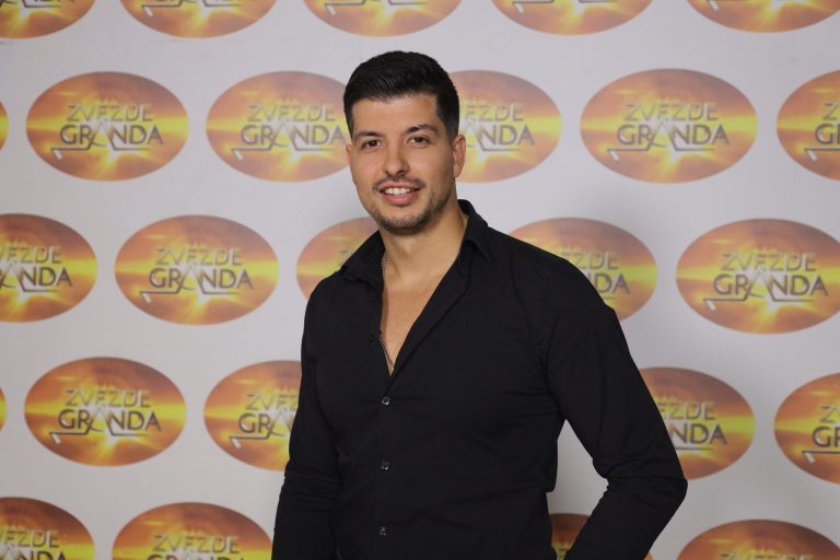 Nikola Đurić - Grand Online