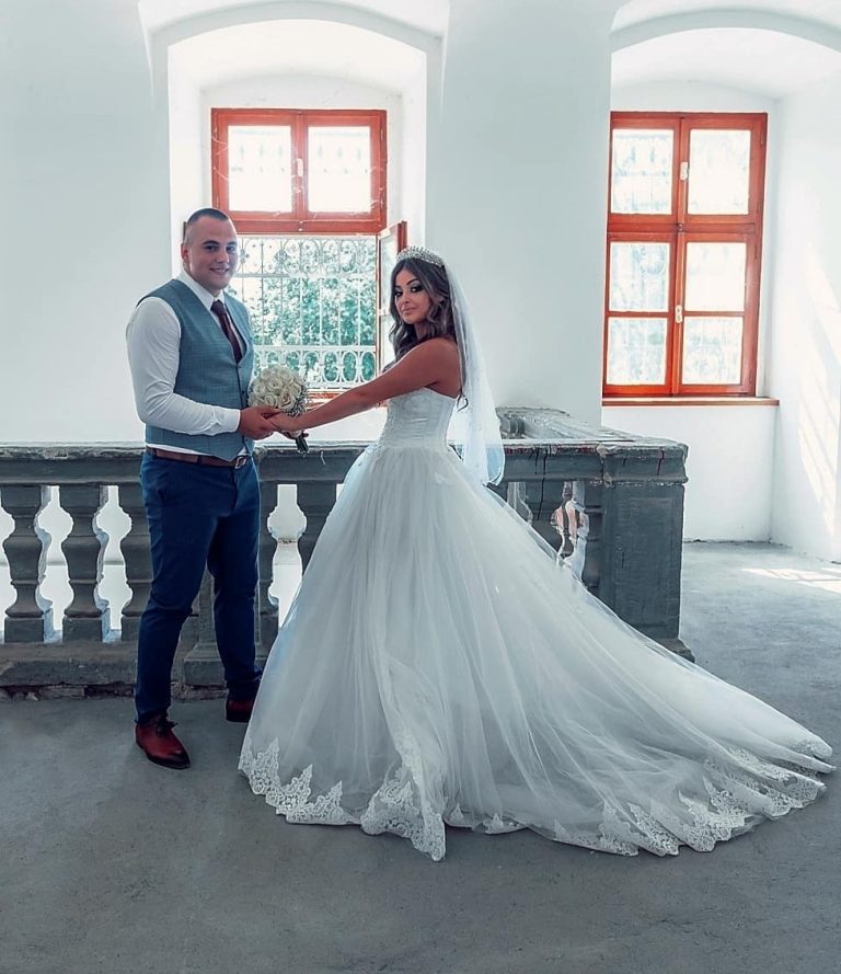 Trudna Snežana Kačar, zvezda Granda