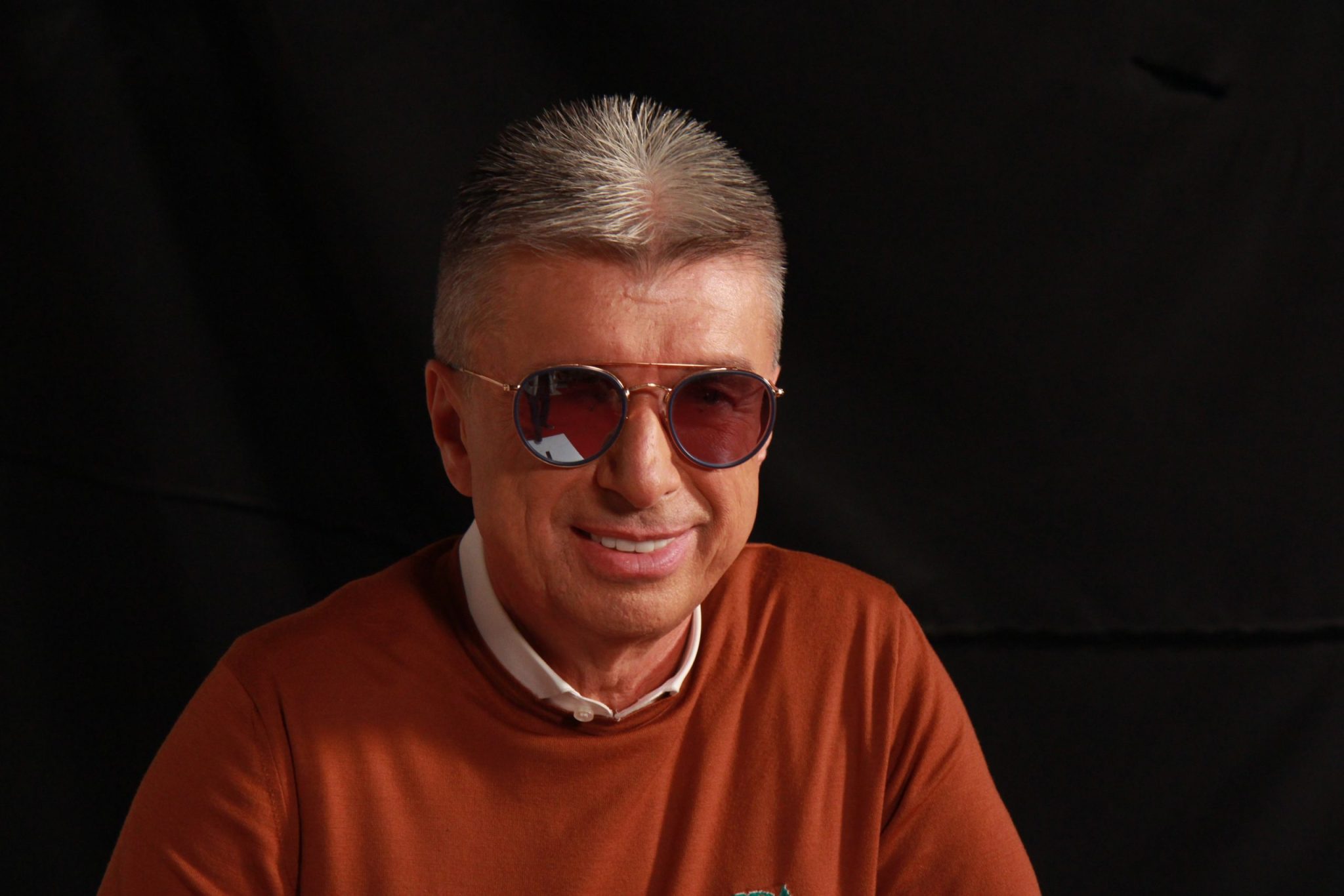 Saša Popović životna priča najvećeg estradnog maga