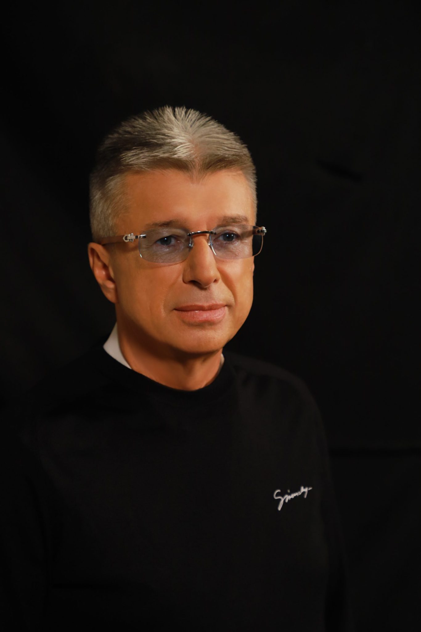 Saša Popović životna priča najvećeg estradnog maga
