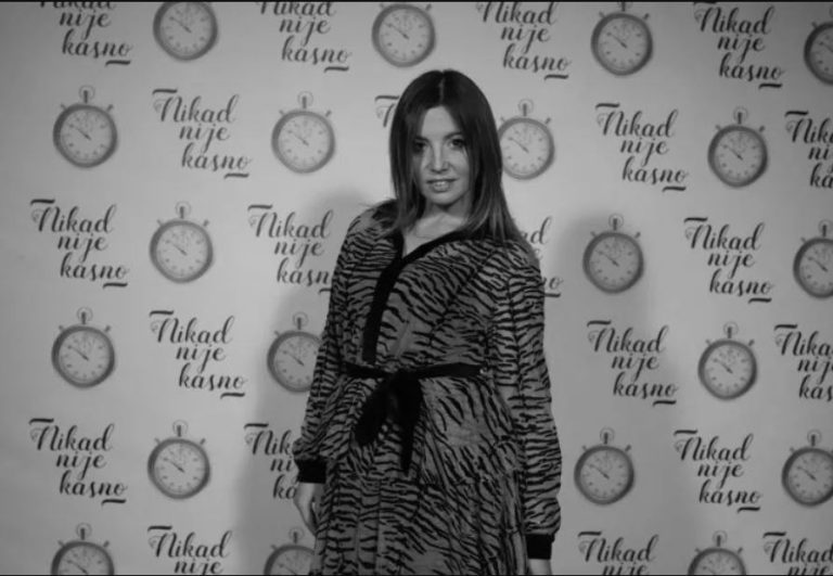 Umrla Jasna Bošnjaković, pevačica iz "Nikad nije kasno"