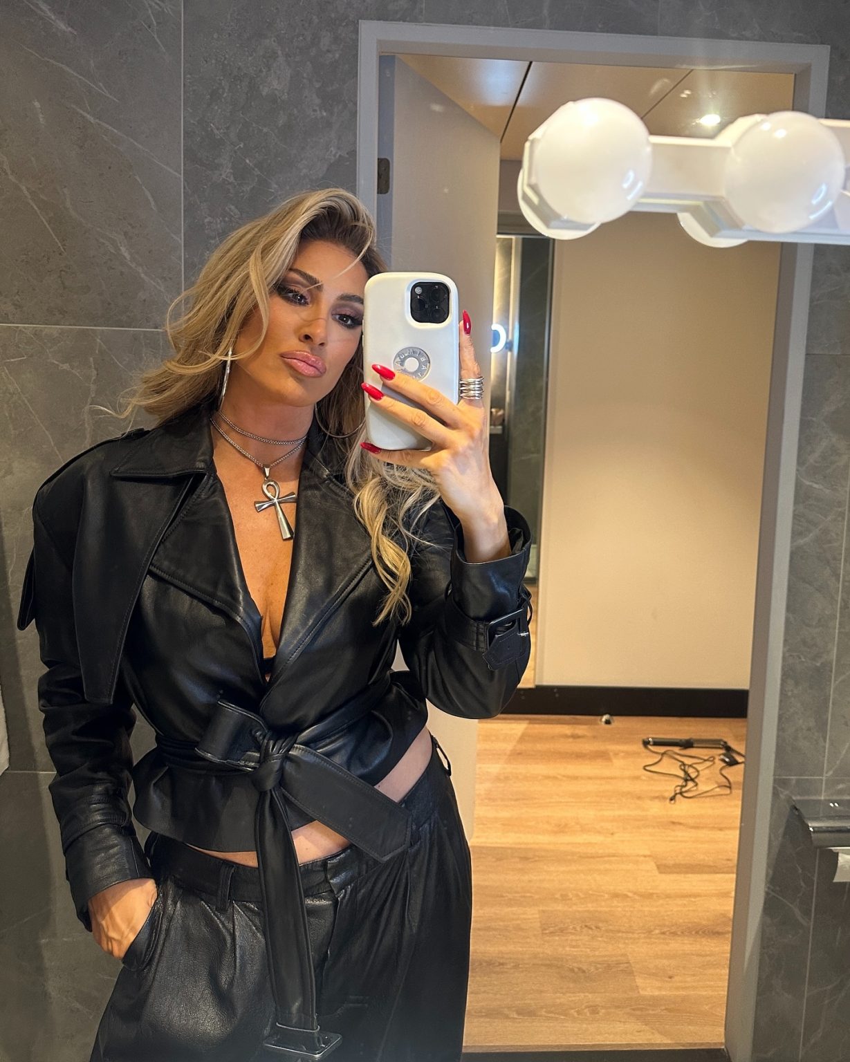 Otkrivamo koje je Senida godište